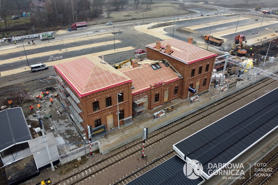 Remont budynku dworca kolejowego w centrum - Dąbrowa Górnicza