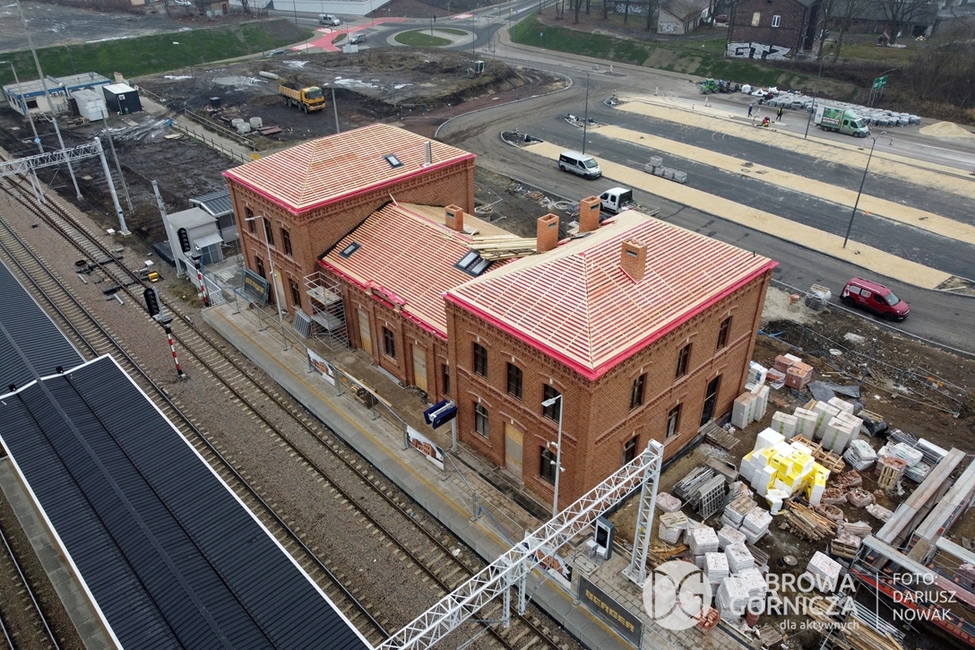 Remont budynku dworca kolejowego w centrum - Dąbrowa Górnicza