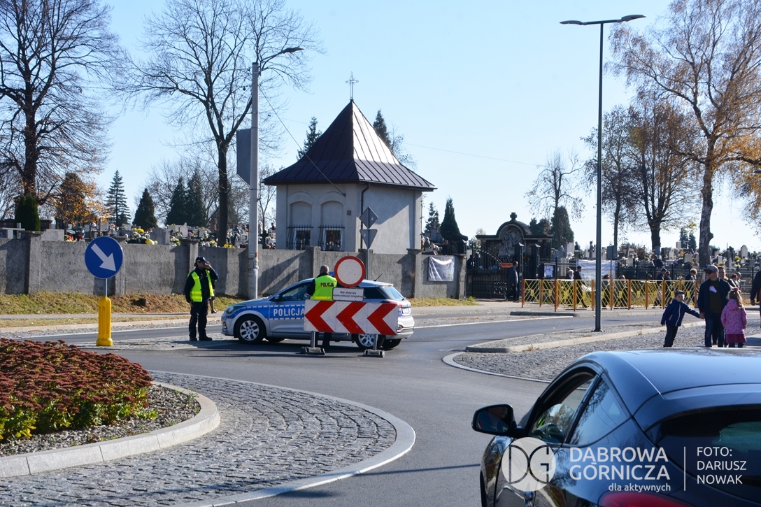 Zmiana organizacji ruchu w rejonie cmentarzy i bezpłatna komunikacja - Dąbrowa Górnicza