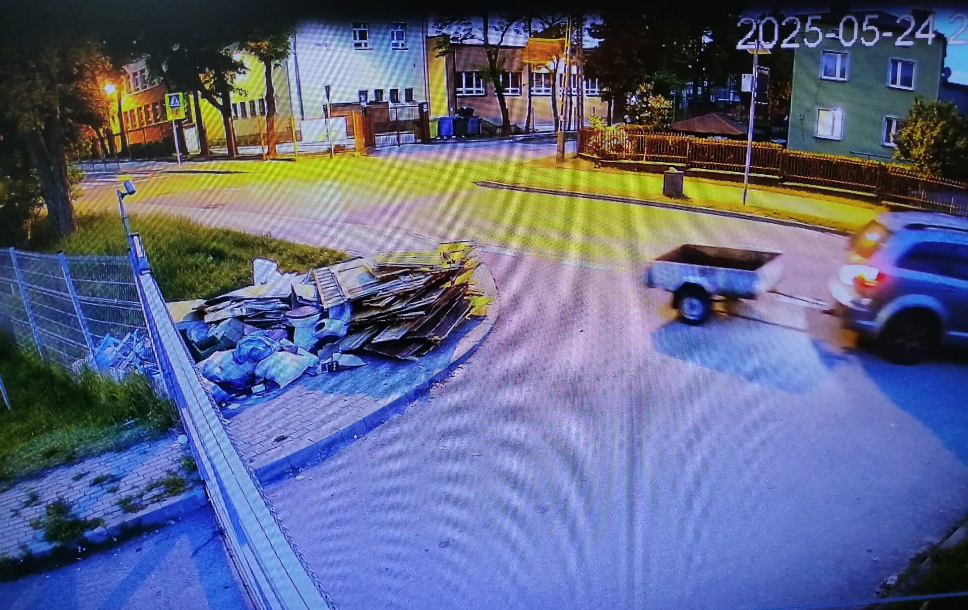 Problem z po(d)rzucanymi odpadami - Dąbrowa Górnicza